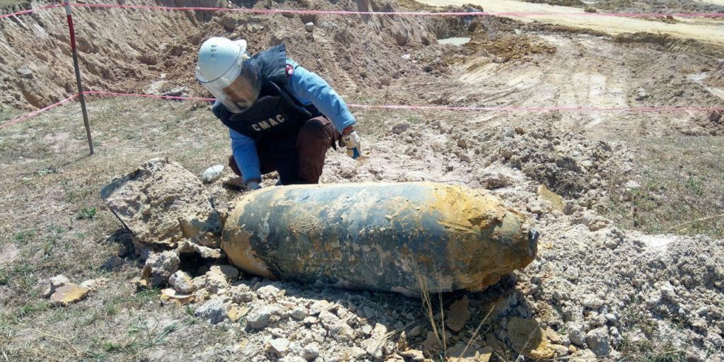 US’s M117 Bomb Found in Cambodia’s Soil – វិមាន៧មករា