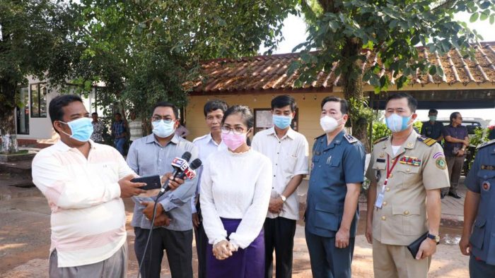 Koh Kong Governor Inspects the Situation of Cham Yeam Boarder – វិមាន៧មករា