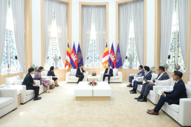 DPM SUN Chanthol Receives Farewell Visit from Thai Ambassador to ...