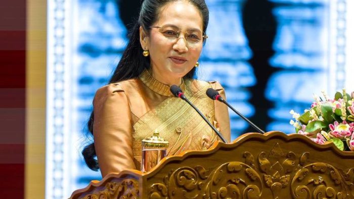 Lok Chumteav Dr. Pich Chanmony Presides over the 2nd “Khmer Folded Skirt Gala” – វិមាន៧មករា