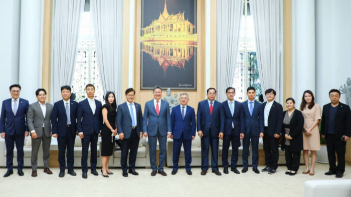 DPM Sun Chanthol Receives Korean Chamber of Commerce Delegation ...
